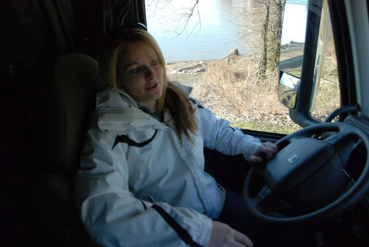 Upcoming: Exclusive in-cab interview with IRT star Lisa Kelly | Overdrive