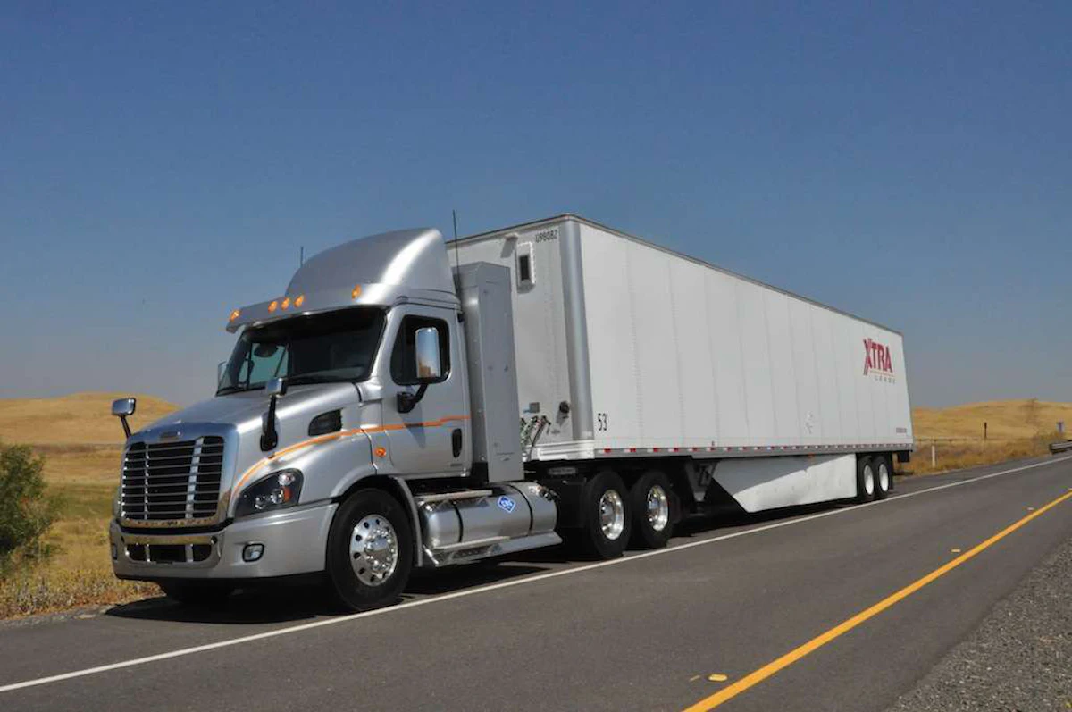 Evolution evolves: Freightliner adds gas power to Cascadia’s aero ...