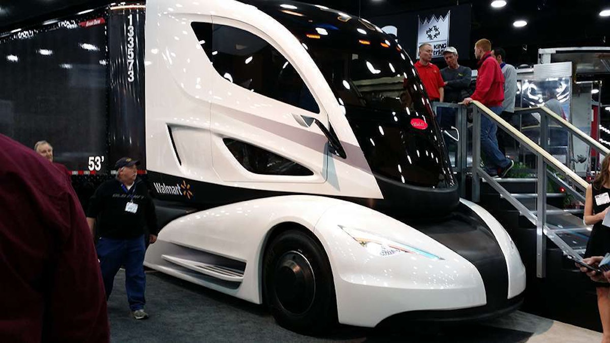 Photos, video: Peterbilt, Great Dane concept truck for Walmart unveiled ...