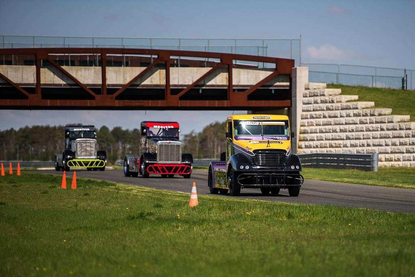 Photos: ChampTruck’s 100-mph truck race action kicks off at New Jersey ...