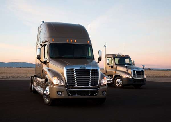 Changing Gear: Collabs from Navistar-Eaton, Daimler-Zonar, Holland ... Changing Gear: Collabs from Navistar-Eaton, Daimler-Zonar, Holland ...
