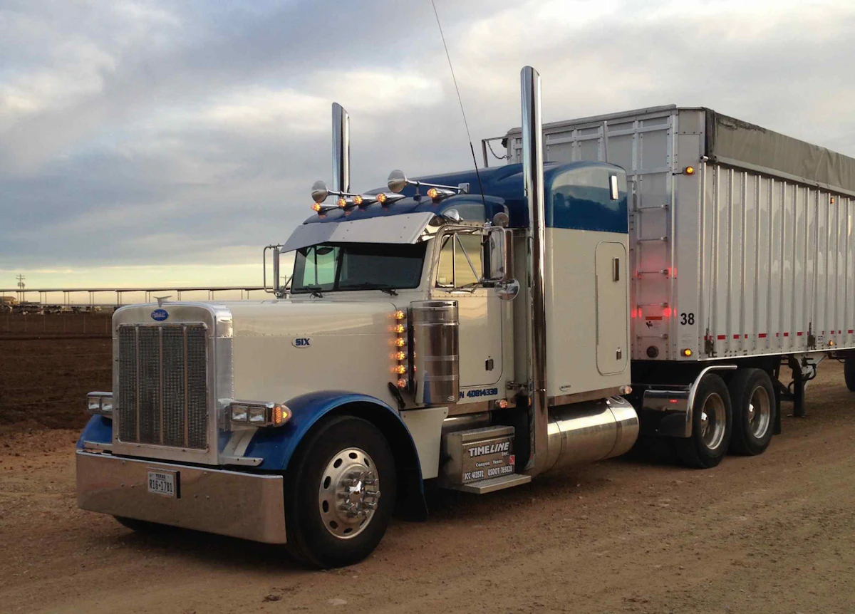 Bryan Jolly’s 2004 Peterbilt 379 | Overdrive
