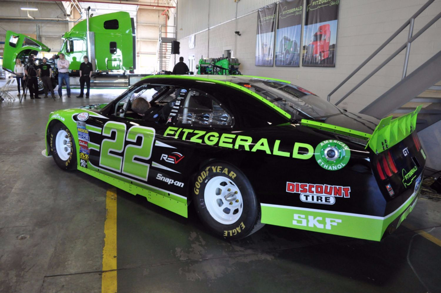 Fitzgerald Gliders to sponsor Team Penske NASCAR Mustang, Bristol-held ...