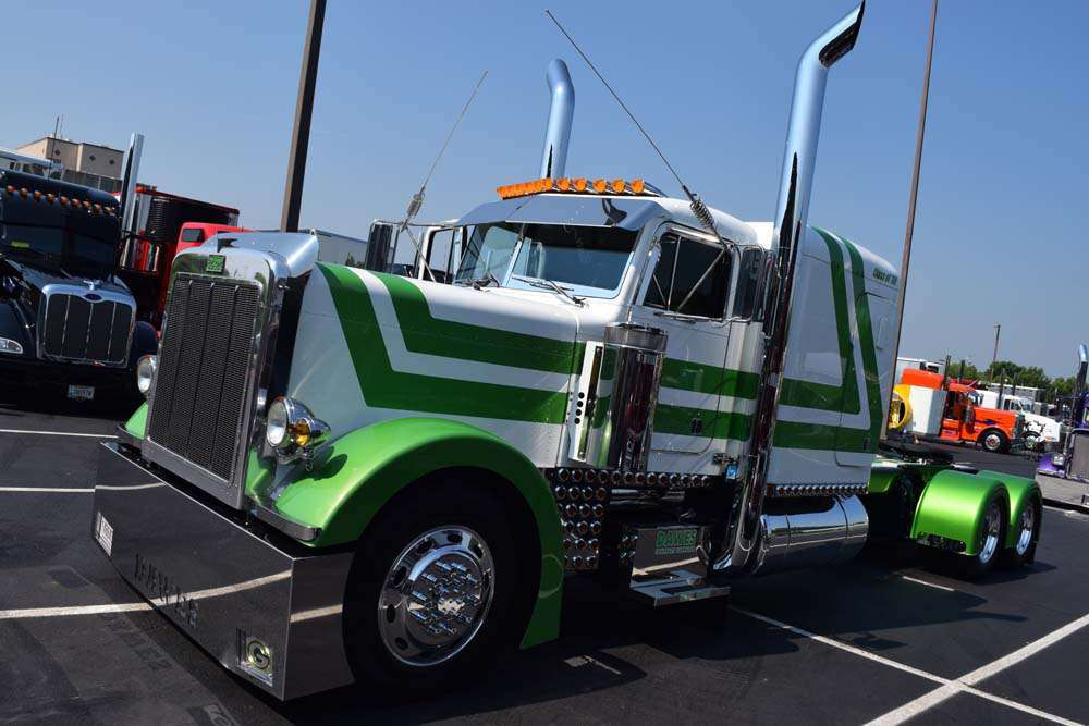Photos: Top working show trucks on display in Joplin at Shell Rotella ...