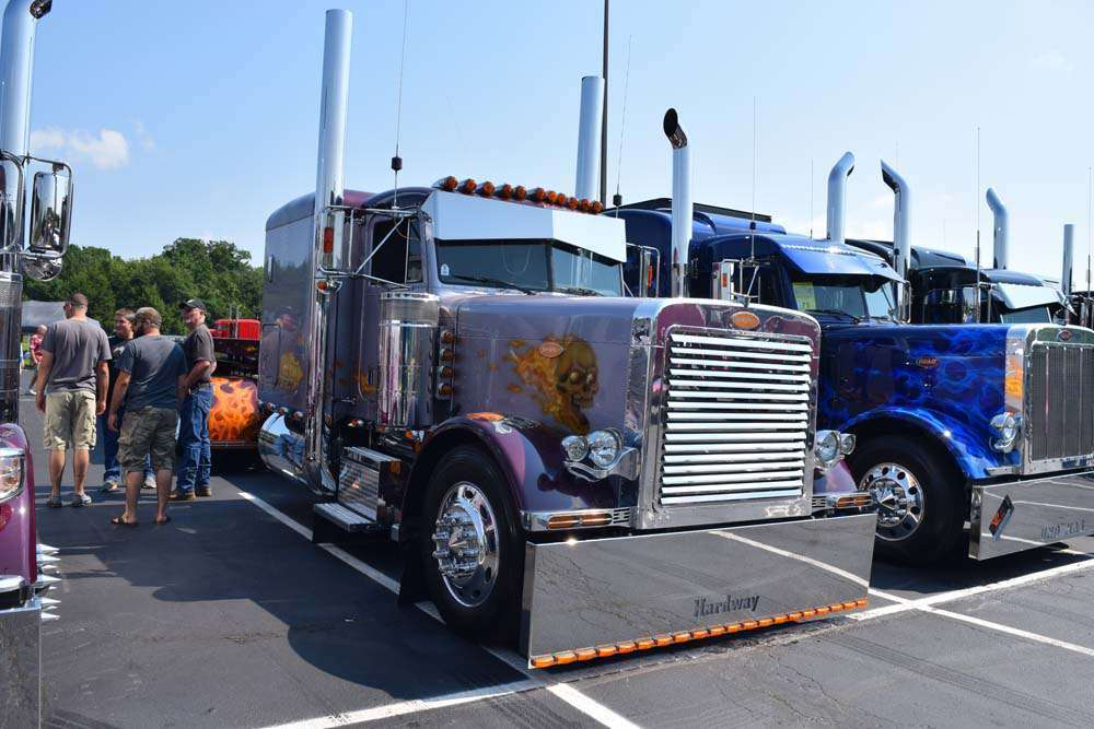 Photos: Top working show trucks on display in Joplin at Shell Rotella ...