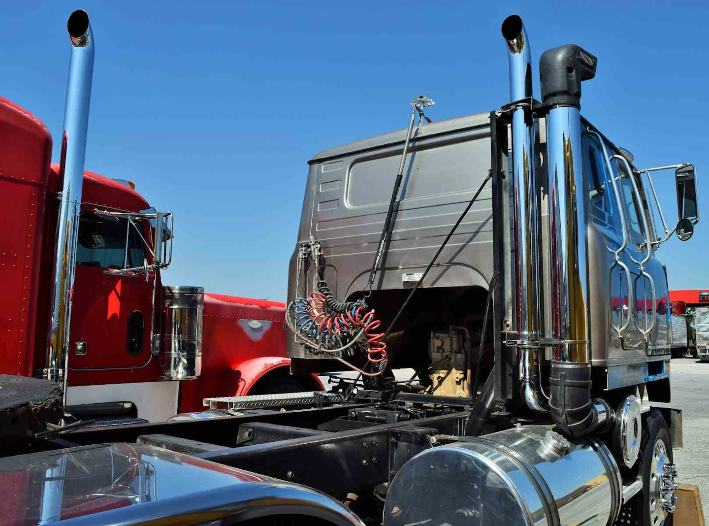 Big comeback for this cabover, one of 550-plus trucking stories at ...