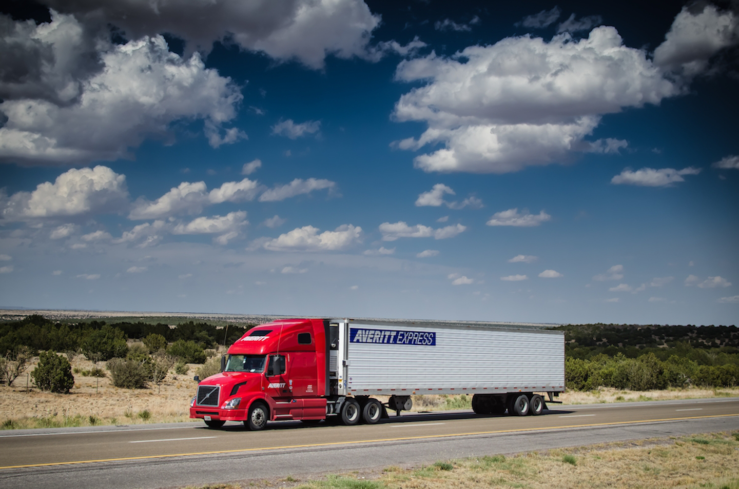 Averitt deploys SmartDrive camera system fleetwide | Overdrive