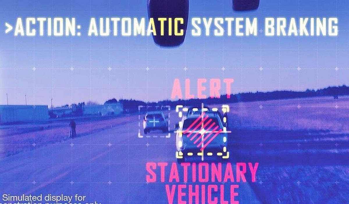 Bendix collision mitigation standard on Kenworth T680 truck | Overdrive