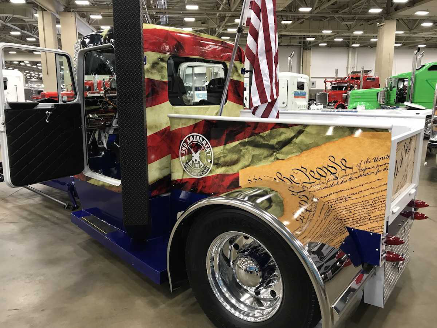 1978 W900A transformed into patriotic hot rod | Overdrive