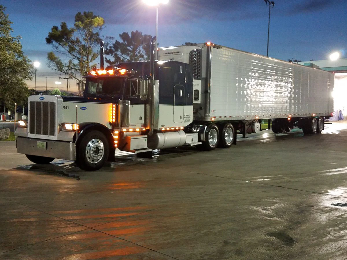 V. Young’s Trucking’s 1994 Peterbilt 379 | Overdrive