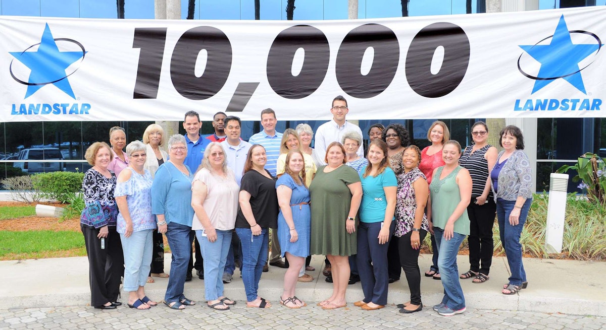 Landstar provides 10,000th leased truck to owner-operators | Overdrive