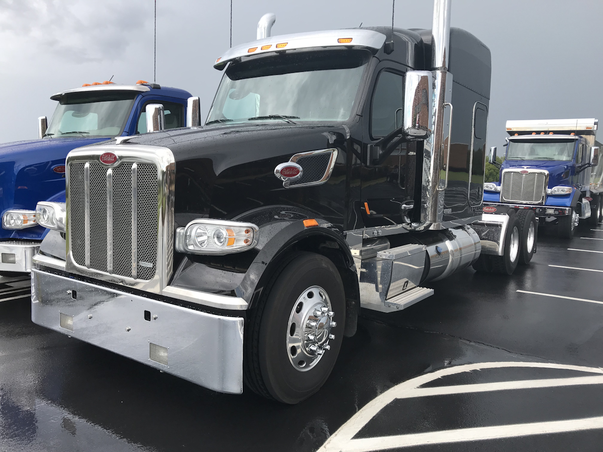 Highlighting the Peterbilt Model 567 Heritage truck | Overdrive