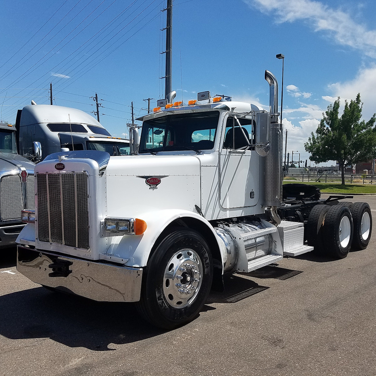 2003 Peterbilt 379 | Overdrive