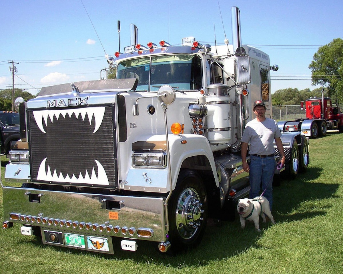 1989 Mack | Overdrive