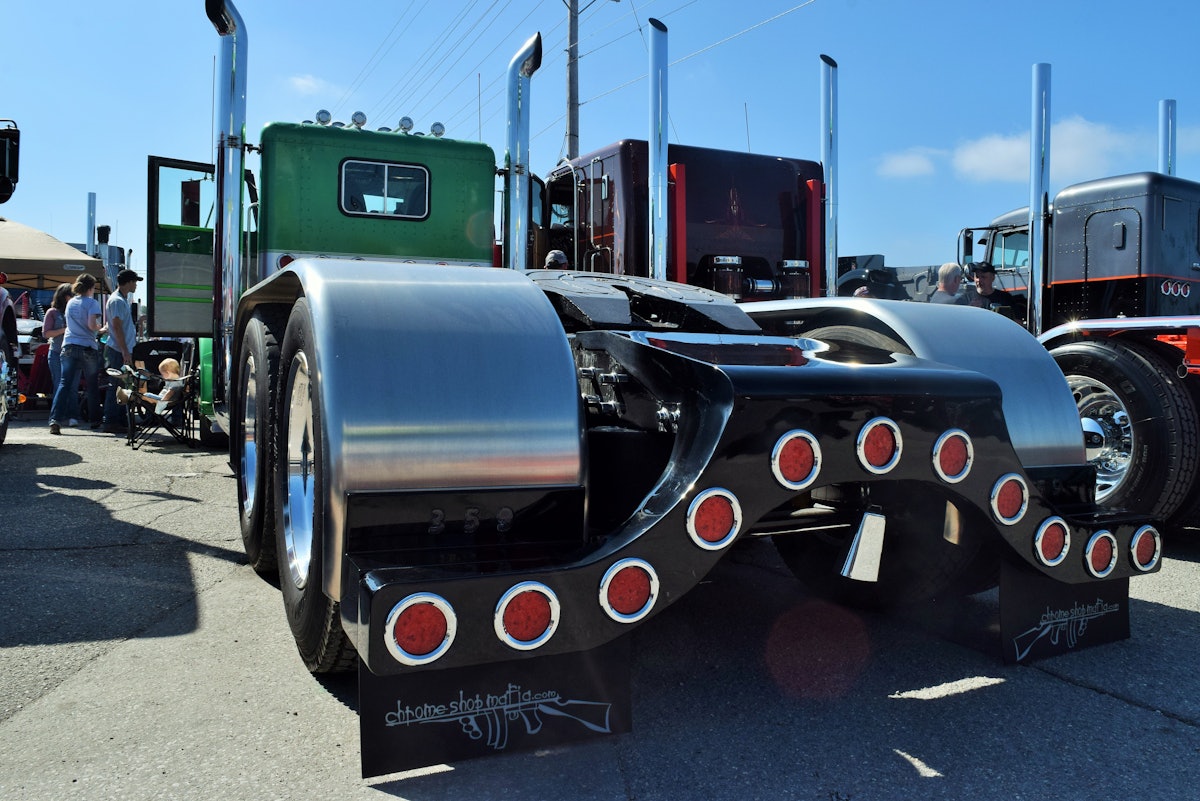 peterbilt 1972