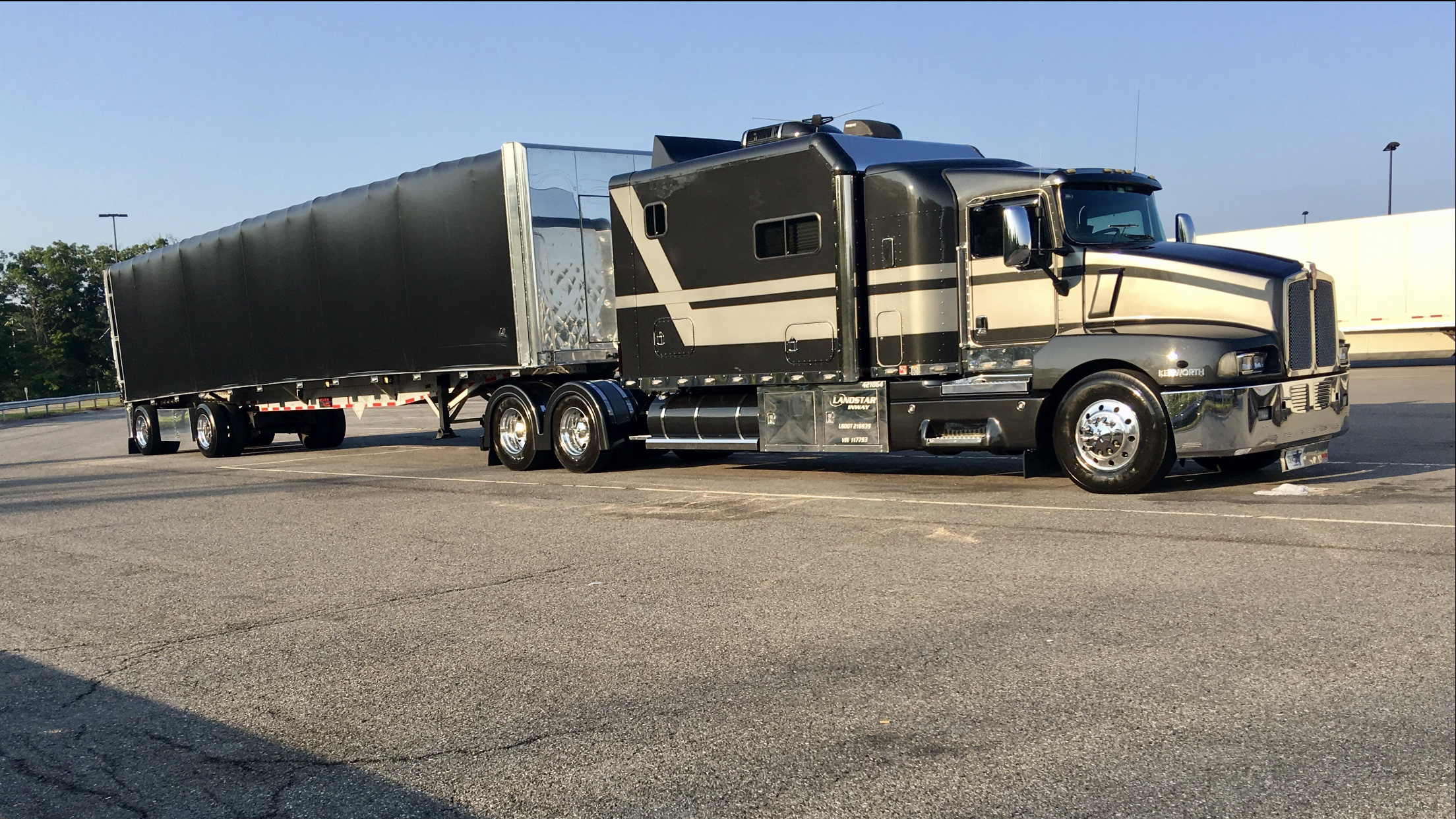 John Kump’s 2005 Kenworth T600 with 170-inch sleeper | Overdrive