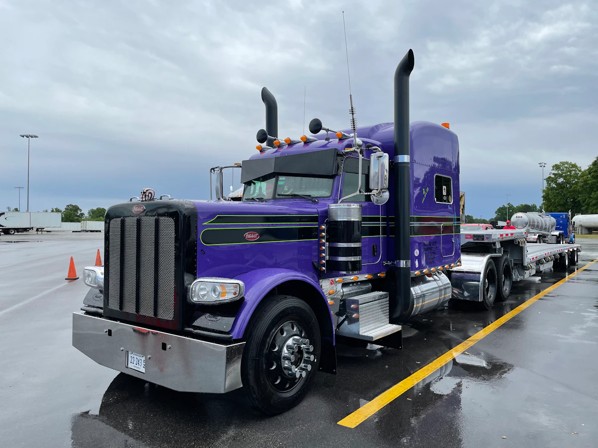 Trevor Hass’ ‘Baby Grape’ 2015 Peterbilt 389 | Overdrive