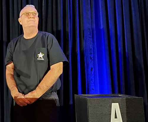 Landstar owner-op wins new KW in annual giveaway | Overdrive