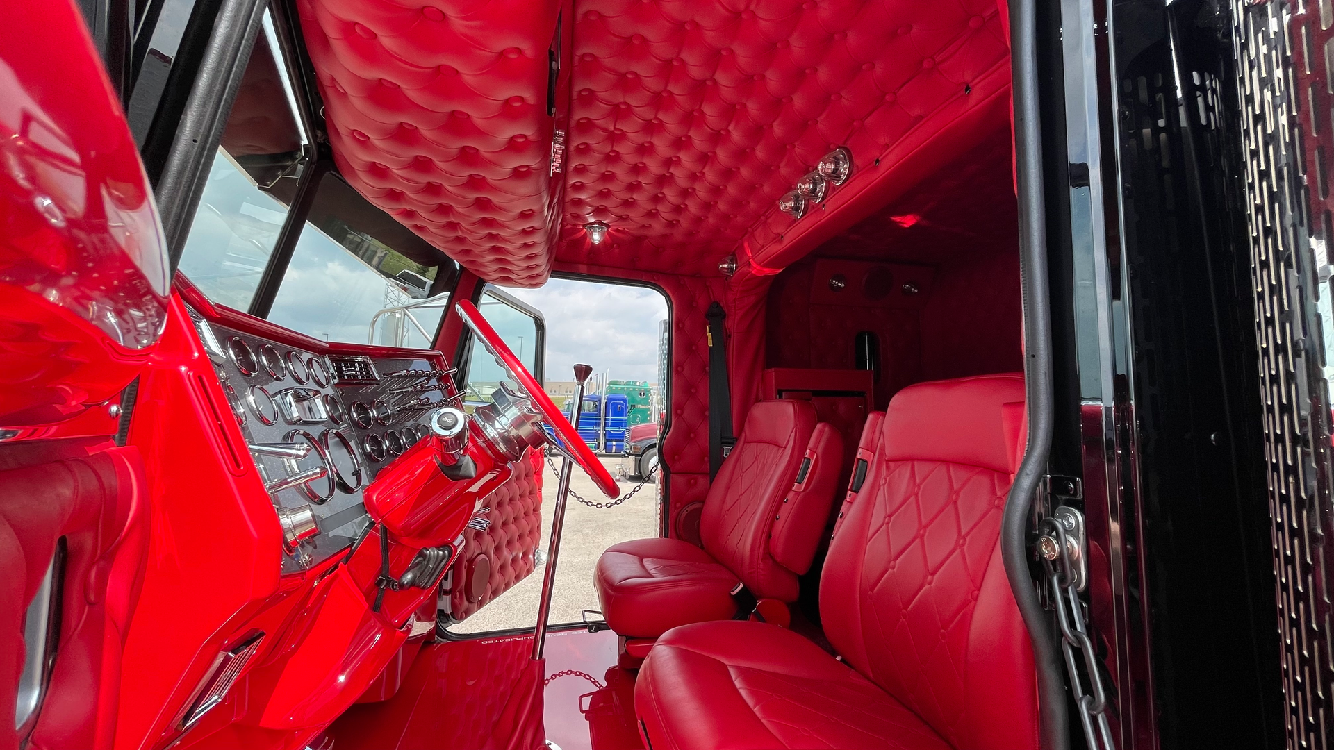 Rollin’ Transport’s champion 2020 Peterbilt 389 | Overdrive