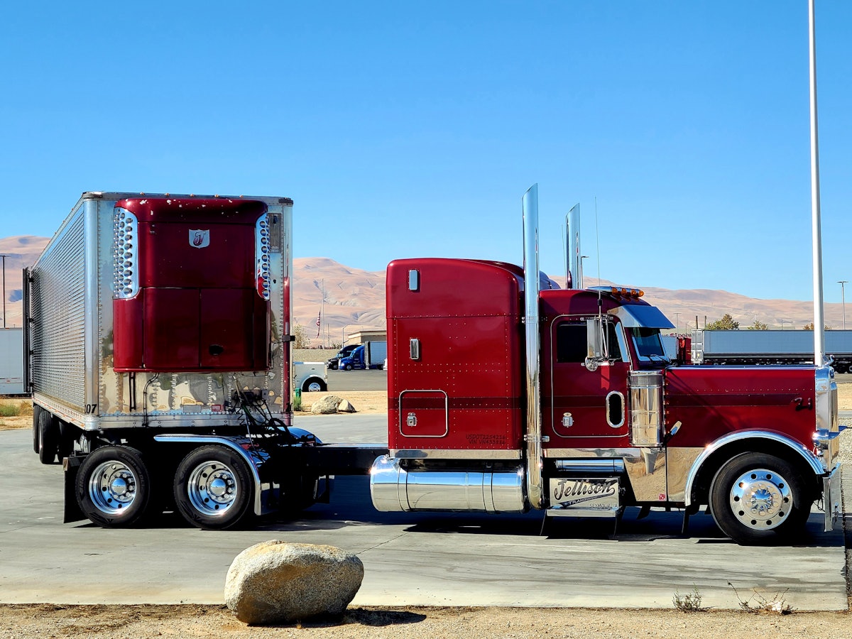 Joel Jellison's 1997 Peterbilt 379 EXHD | Overdrive