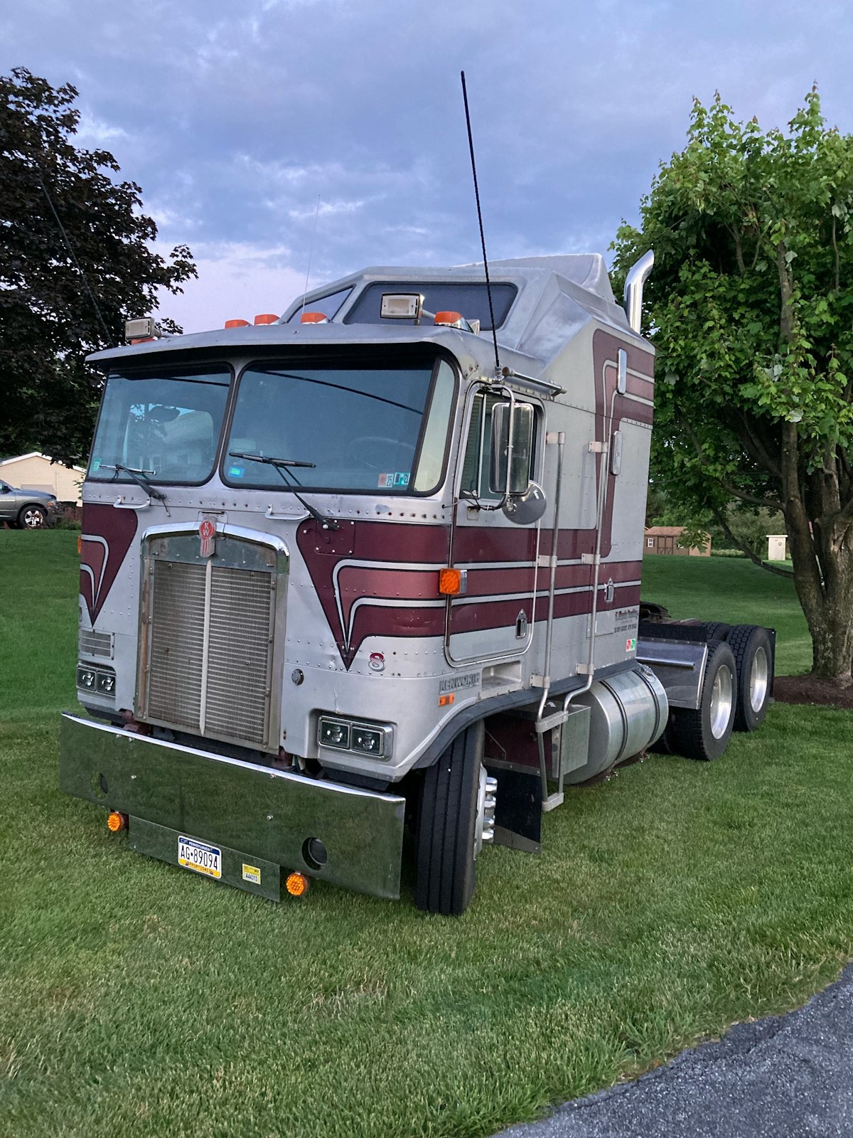 Elam Martin's 1985 Kenworth K100 | Overdrive