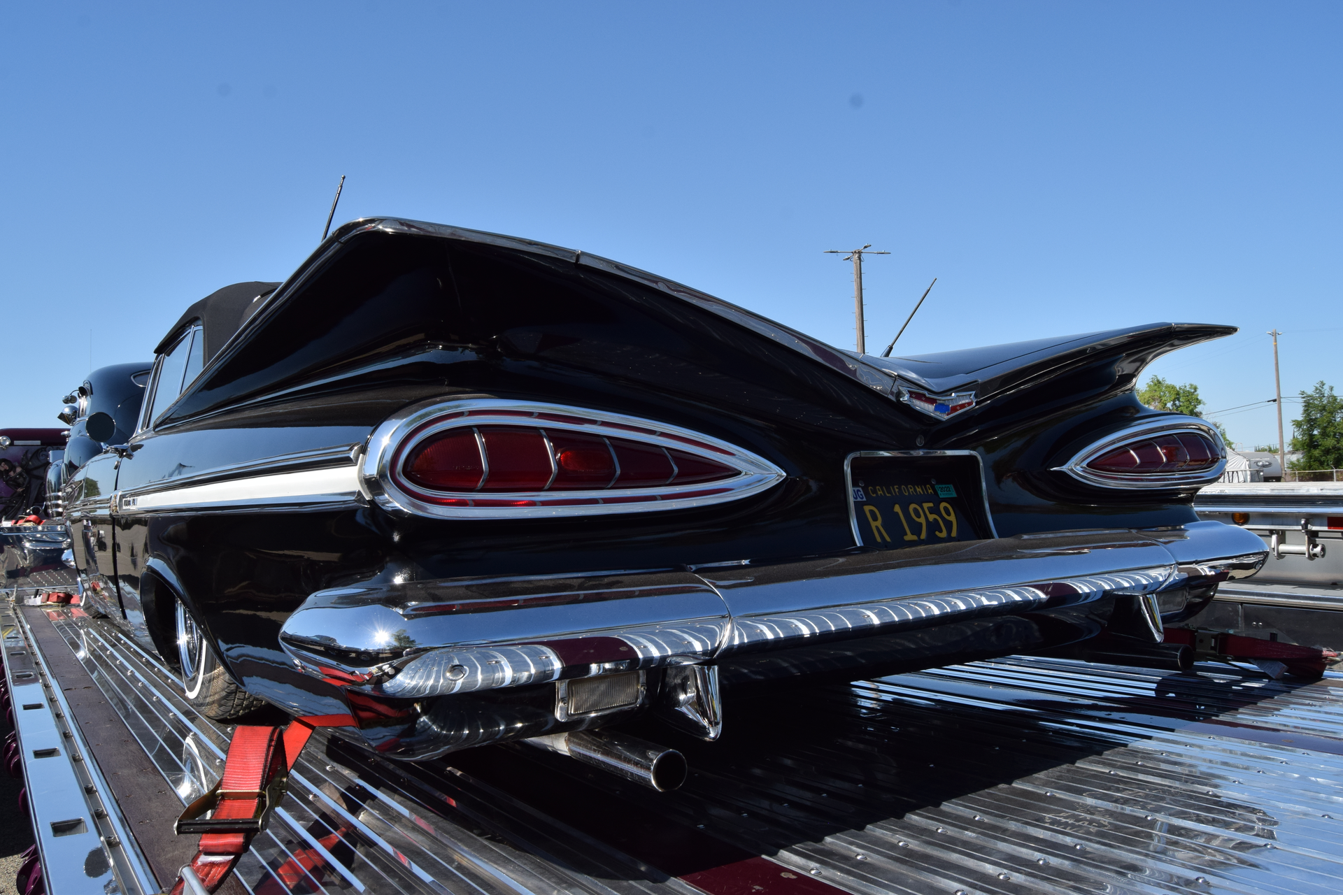 Ray Rodriquez shows custom classics at California truck show | Overdrive