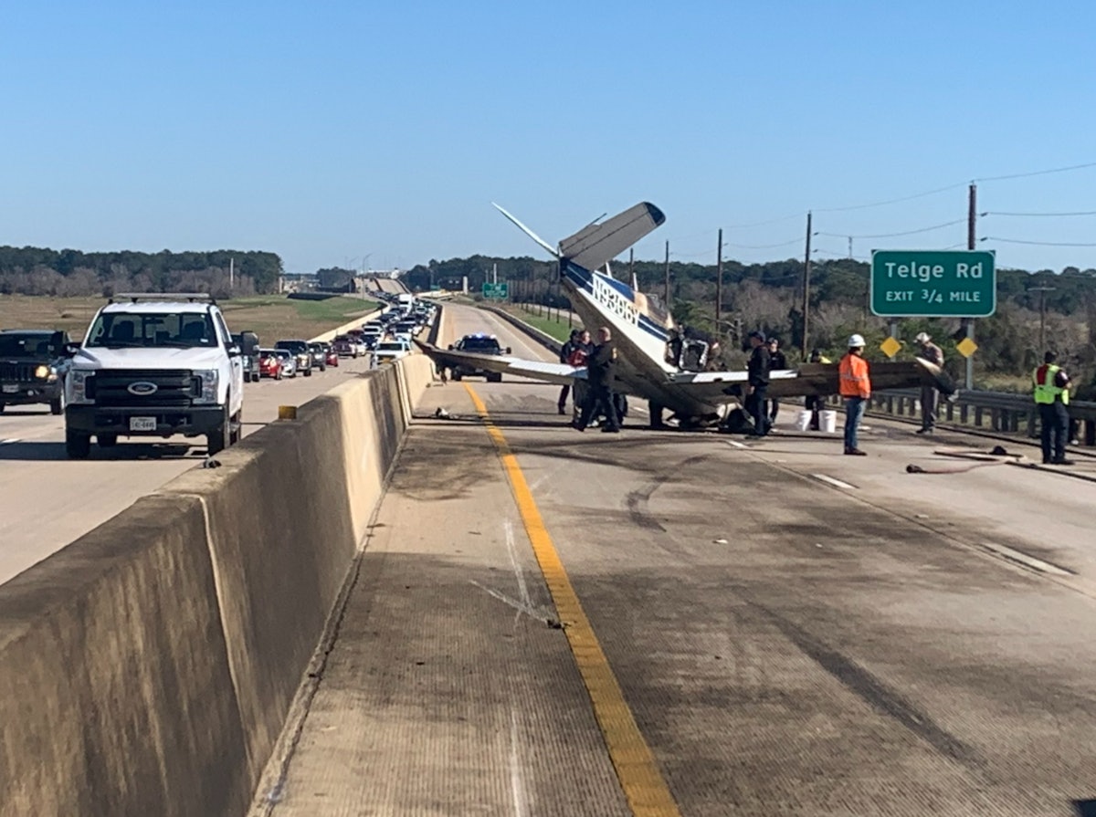 Truck clipped by small plane during emergency landing on Texas highway ...