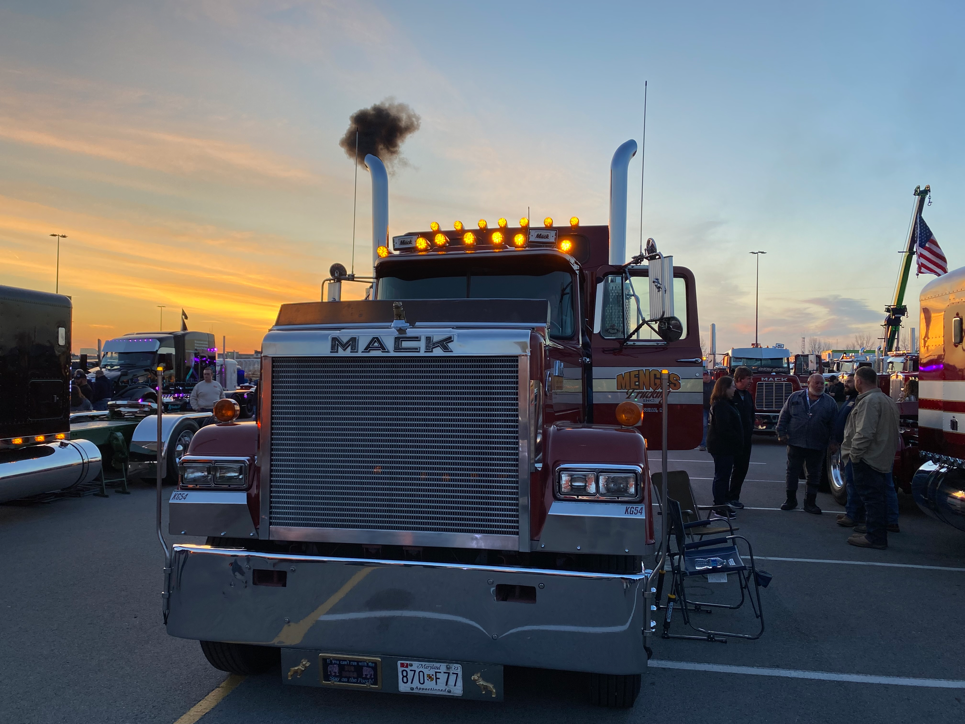 Owner Thomas Menges' V8-powered 1986 Mack Super-Liner | Overdrive