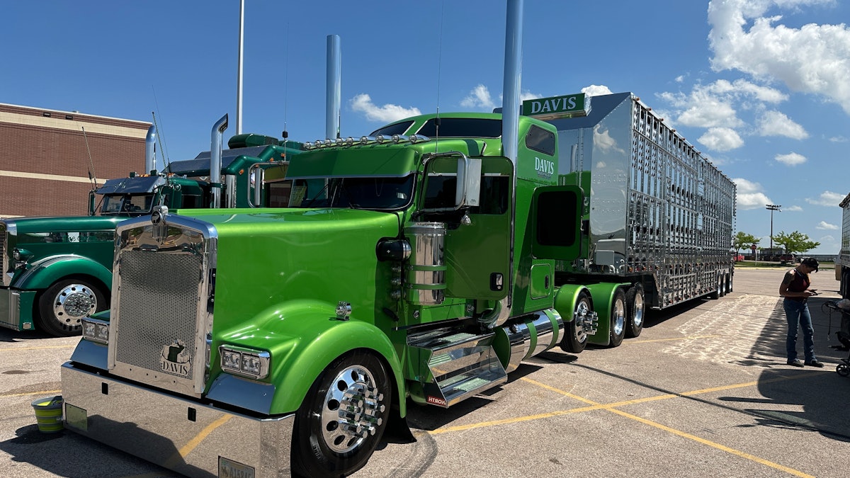 SuperRigs kicks off in Wyoming | Overdrive