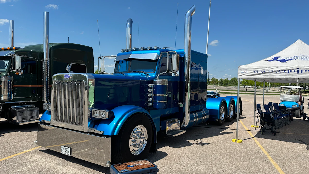 'Doc Holliday' 2007 Peterbilt 379 wins SuperRigs Best of Show | Overdrive