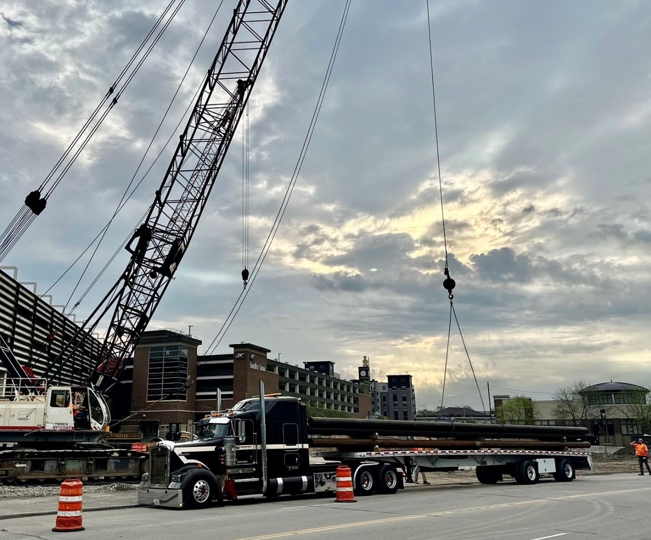 K&D Transport owner in the groove with third-gen flatbed fleet | Overdrive