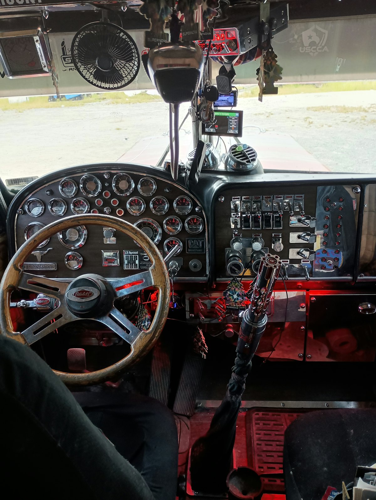 peterbilt interior