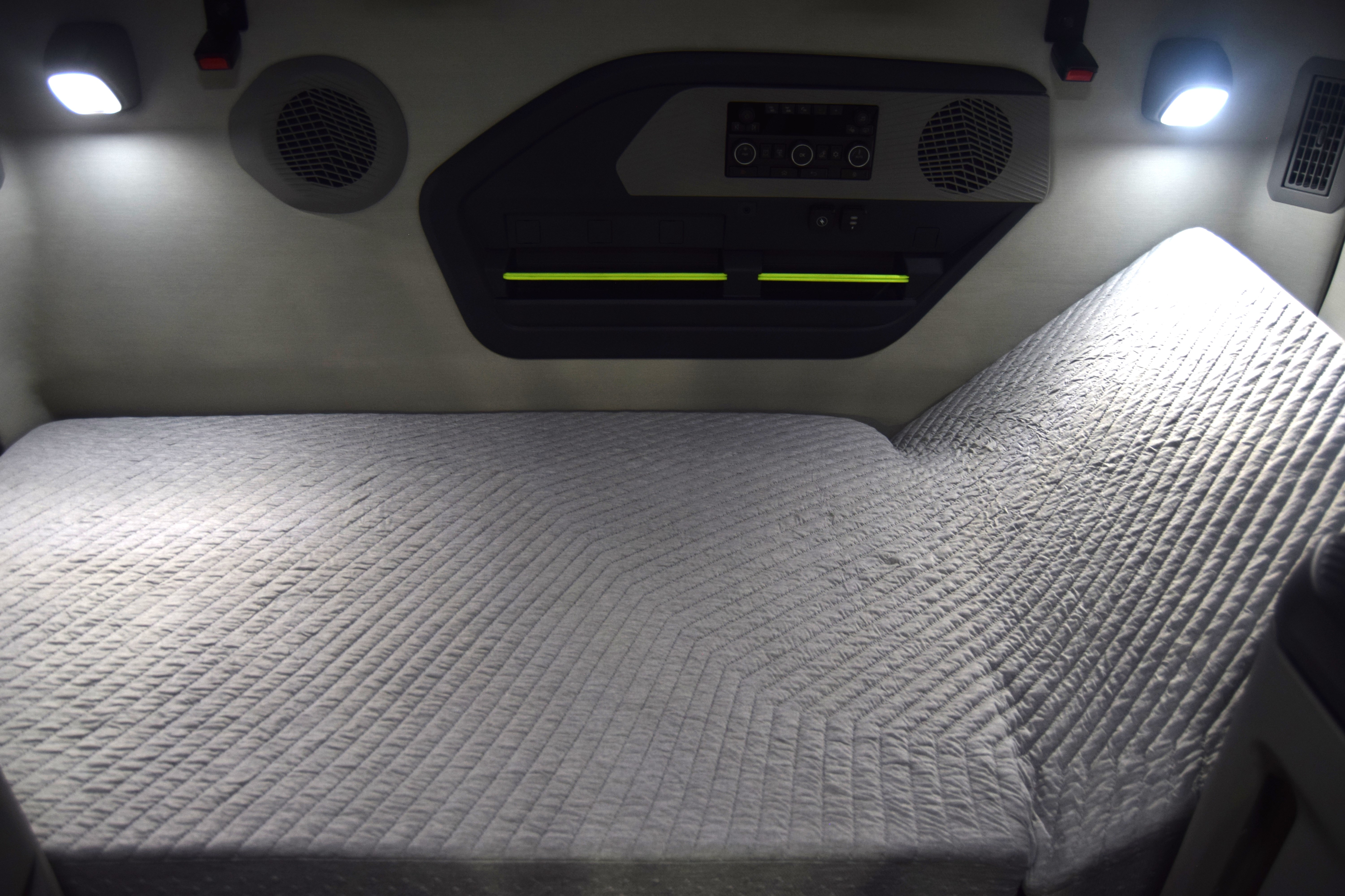 The new Volvo VNL, inside and out: 62-inch sleeper walk-around | Overdrive