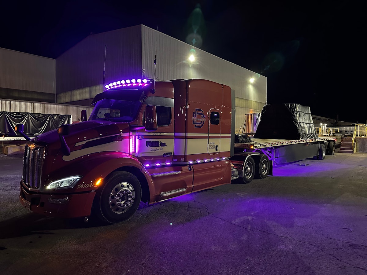 custom peterbilt 579