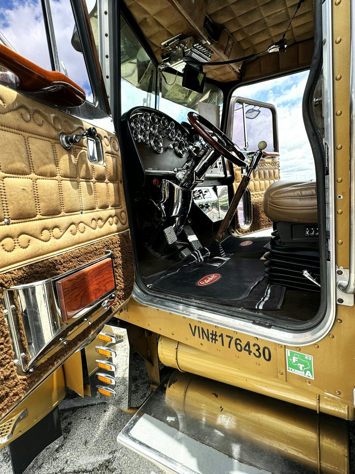 359 peterbilt coloring pages