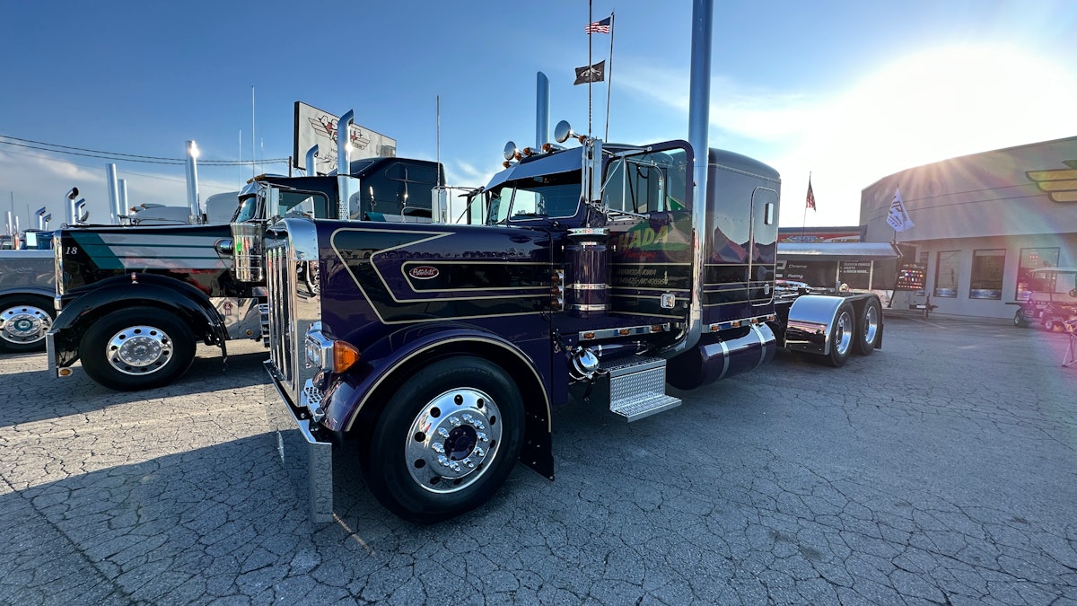 Top trucks of 2024: The 5 biggest custom-rigs hits of the year | Overdrive