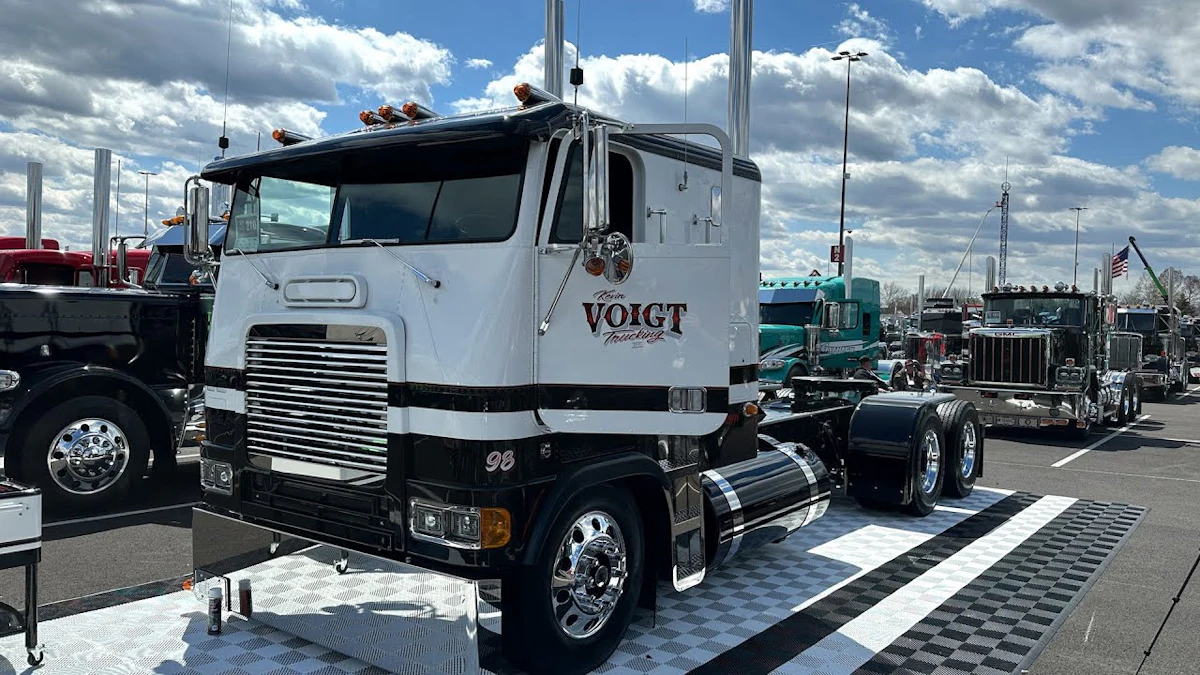 Small fleet owner 'Never Finished' with custom '98 Freightliner COE ...