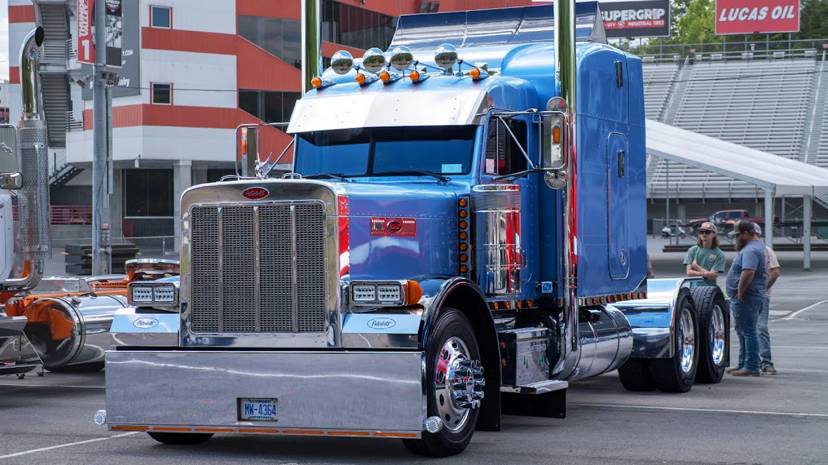 Owner-operator's 1,000+ horsepower 2000 Peterbilt 379 | Overdrive