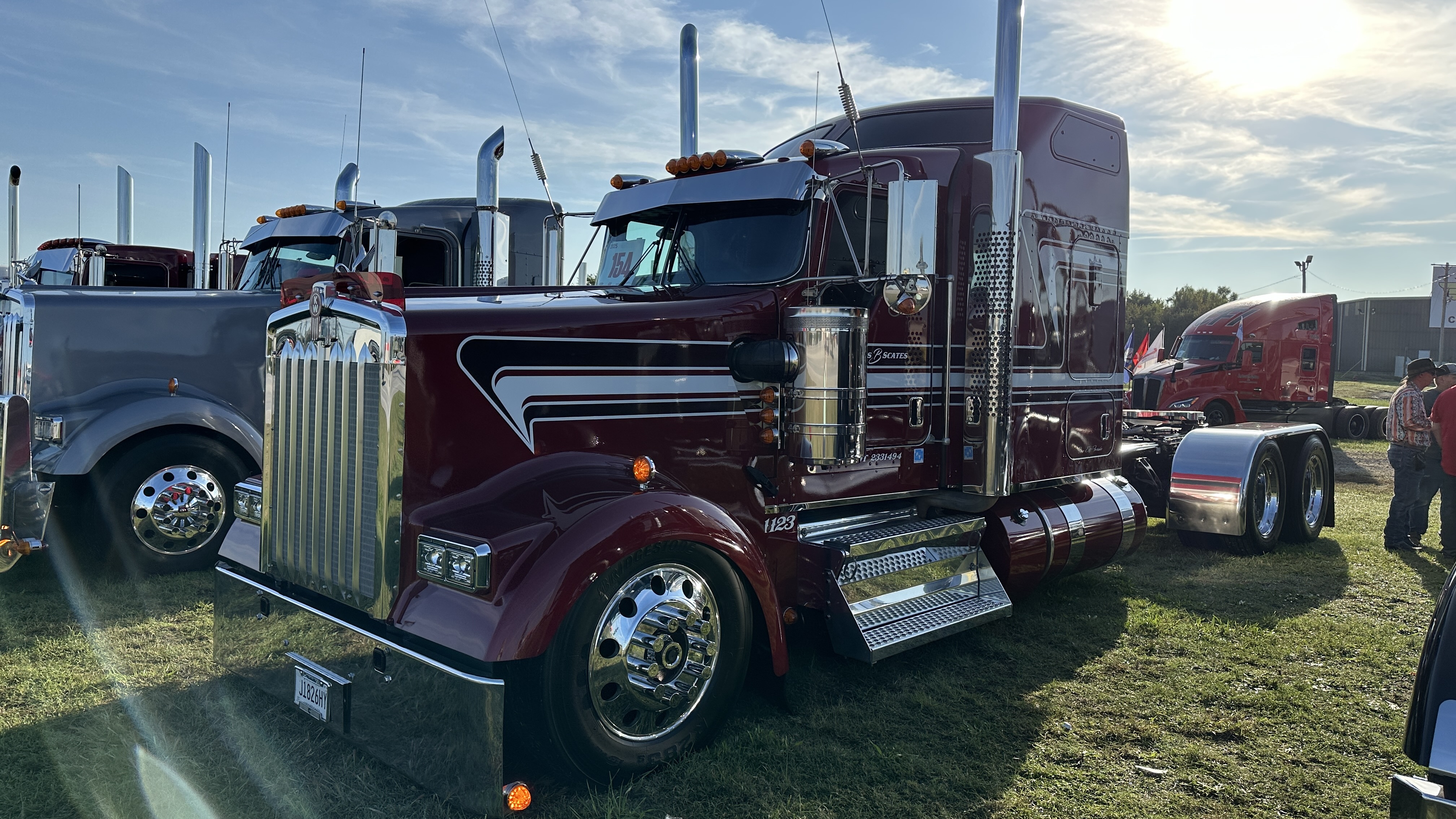Owner-operator's custom 2024 Kenworth W900 pulls a flatbed | Overdrive